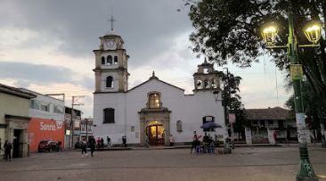 Fontibón Parque Central, ZONA 5, Bogotá, Colombia